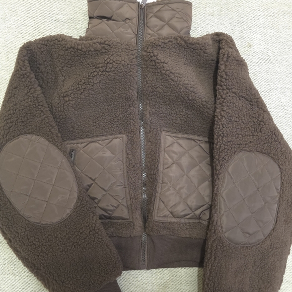 ALO Yoga | Jackets & Coats | Alo Brown Sherpa Edge Bomber Jacket | Poshmark